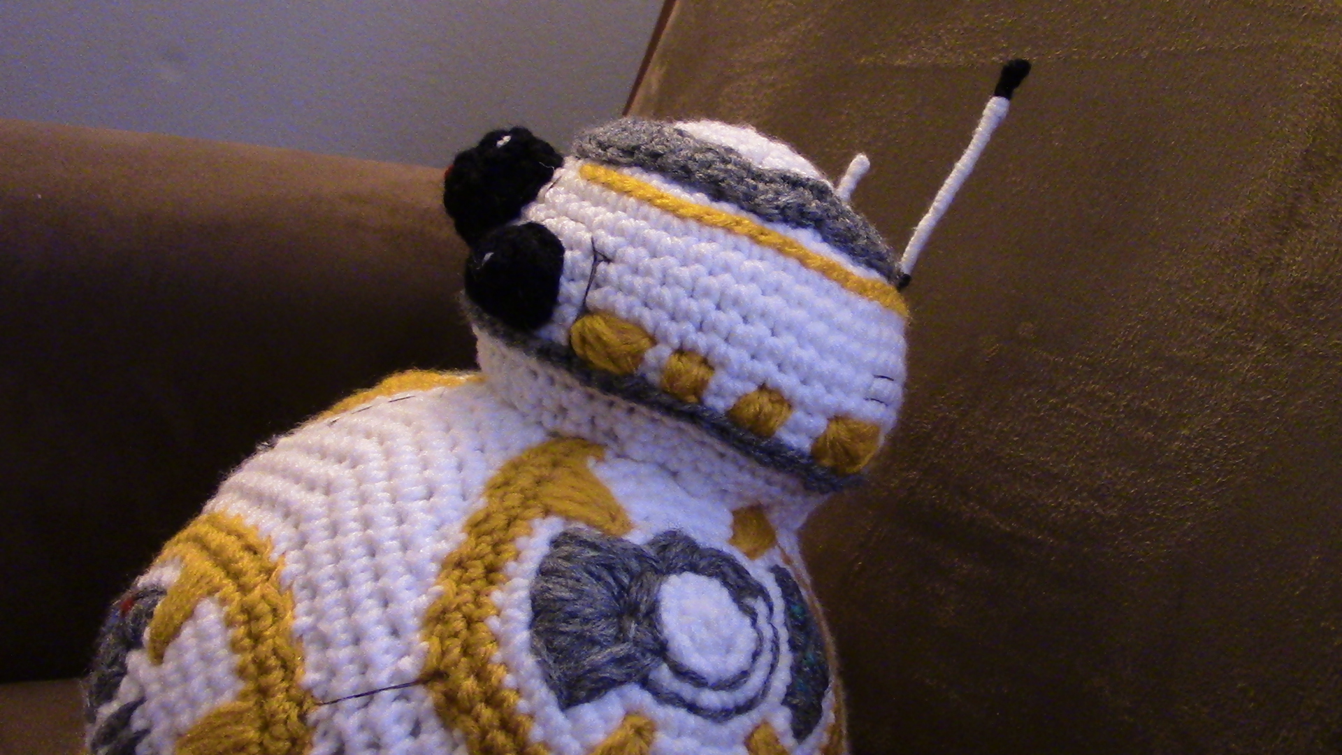 Make Your Own BB8 (With video tutorial!)